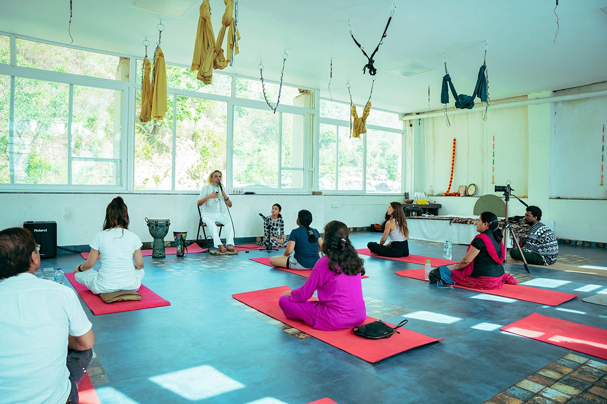 200 Hour Yoga Teacher Training in Rishikesh, India
